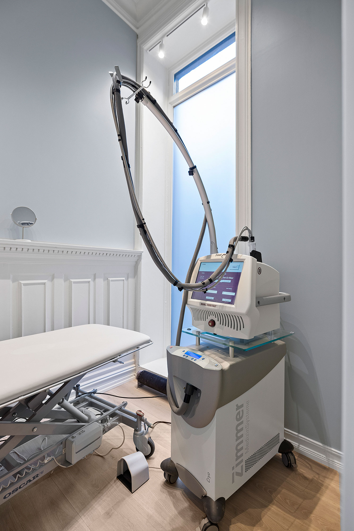 Laser Fraxel DUAL - Dr. Colom hudlege og laserklinikk